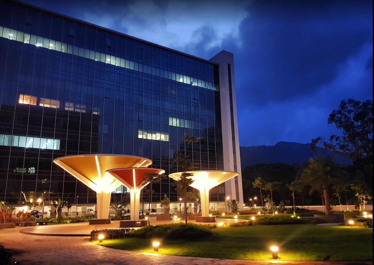 Lodha Supremus Project at Thane West by Lodha Group (P51700015598)